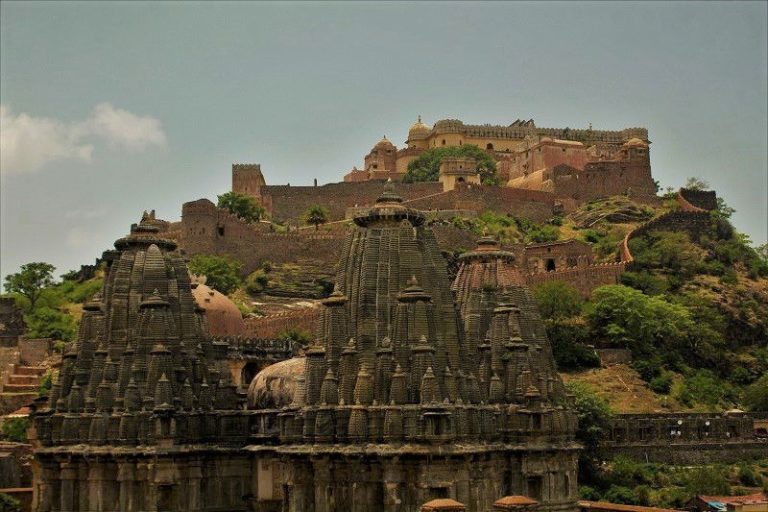 The second longest wall in the world at Kumbhalgarh Fort, Rajasthan