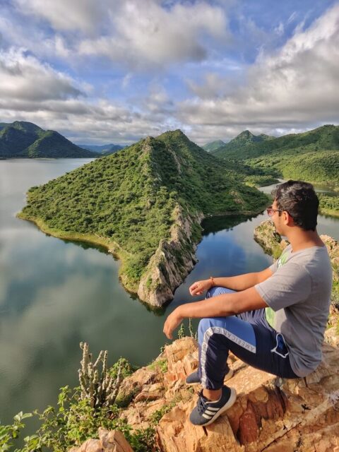 Bahubali Hills Udaipur - A short hike to the Heaven!!