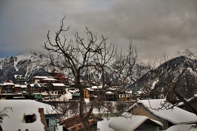 Kalpa in winters –Experience snowfall amidst the Kinnaur Kailash mountain