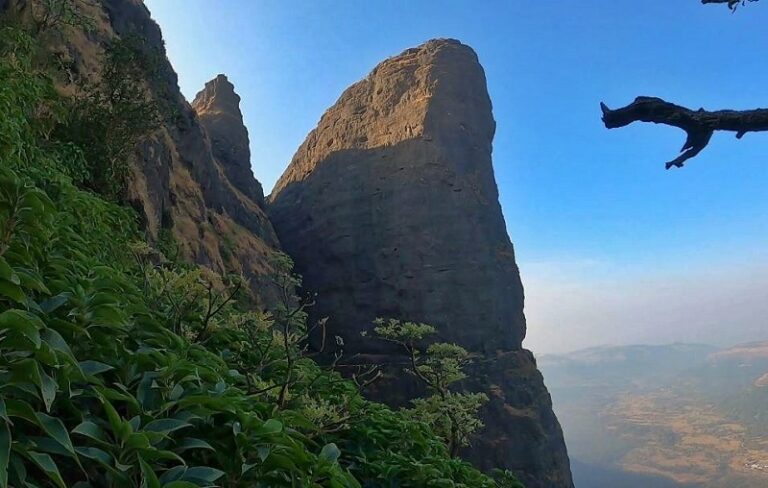 Duke's Nose Trek & camping in Lonavala in less than Rs 200/-