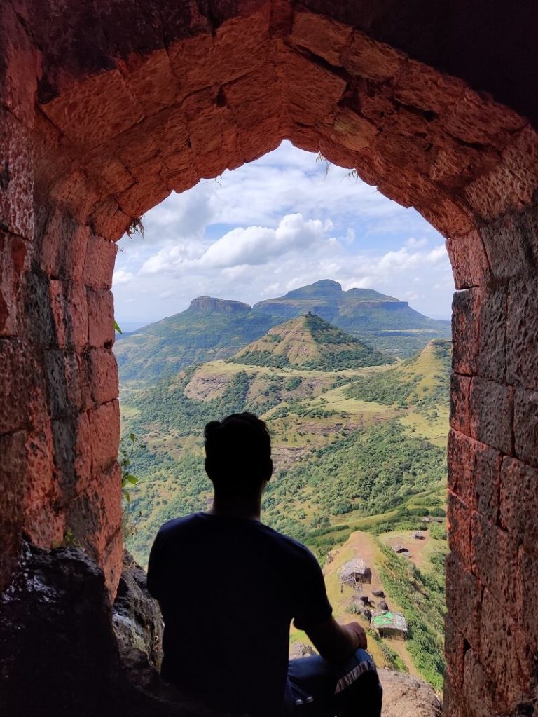 Harihar Fort trek – Is it all about the rock cut staircase?