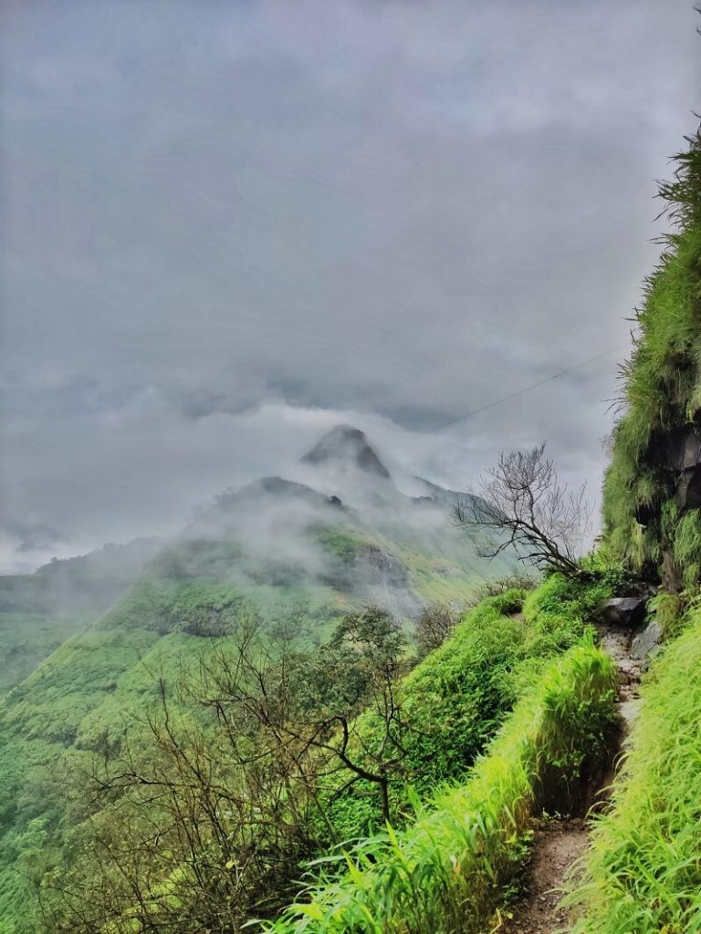 Peb Fort Trek – Trekking along the railway tracks(INR 400)