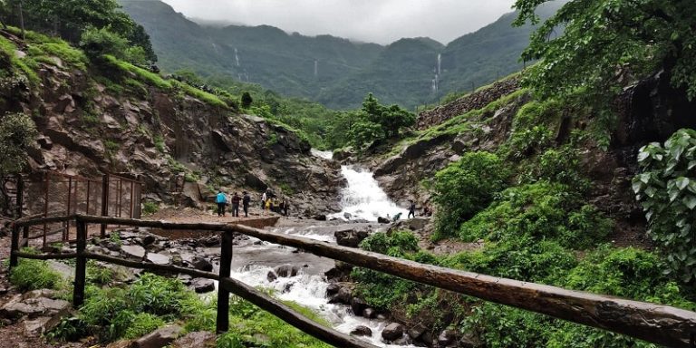 12-hours monsoon road trip exploring Tamhini Ghat (INR 300)