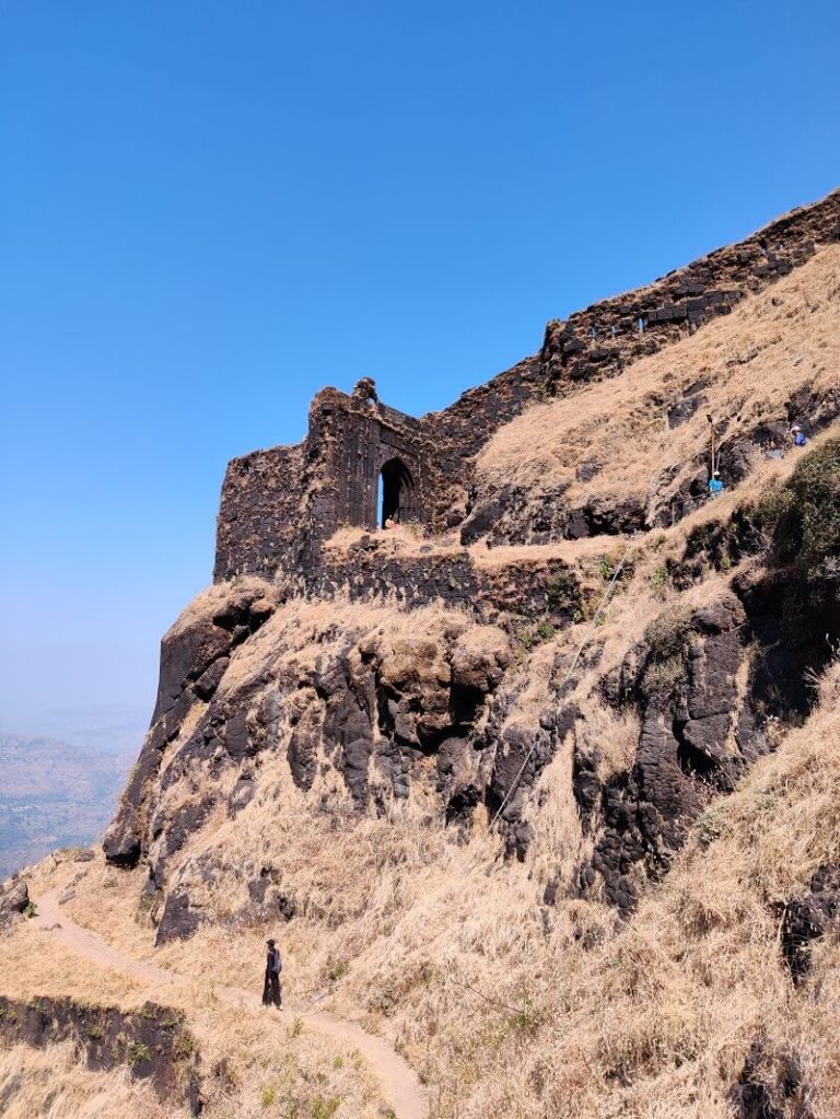 Rajgad Fort Trek – An exciting one-day trek near Pune/Mumbai (INR 200)