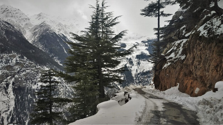 Kalpa in winters –Experience snowfall amidst the Kinnaur Kailash mountain